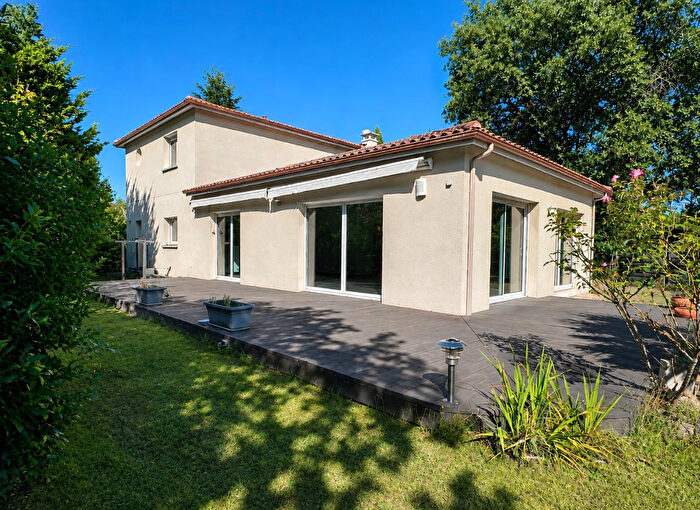 Maison 6 pièces à vendre à Le Pian-Médoc