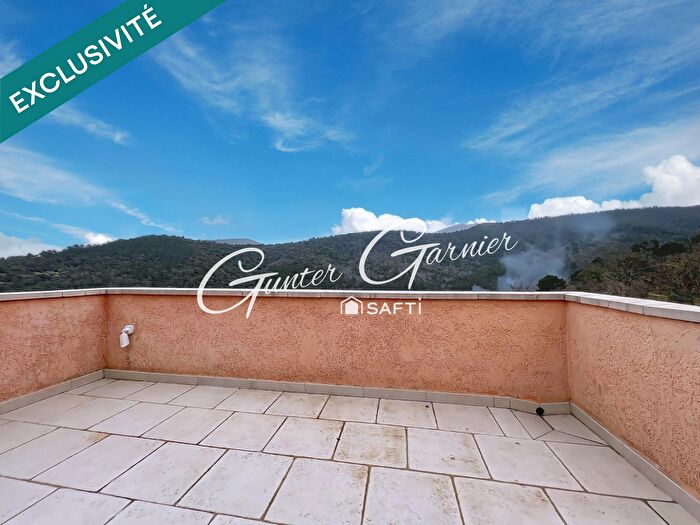 Maison à vendre - Les Mayons - 6 pièces - 4 chambres