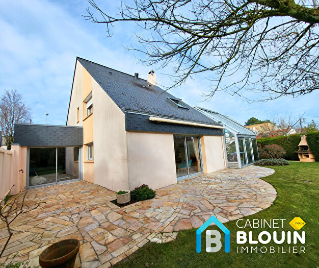 Maison à vendre - Orvault, Petit-Chantilly, Bignon, Morlière - 9 pièces - 4 chambres