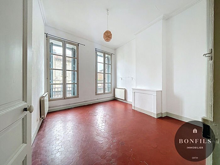 Appartement à louer - Avignon, Carmes, Carreterie, Université - 3 pièces - 2 chambres