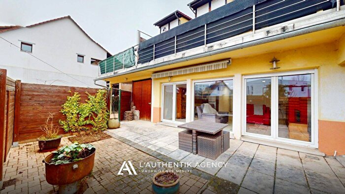 Appartement à louer - Nord Est, Lingolsheim - 3 pièces - 2 chambres