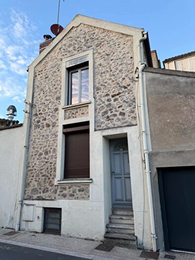 Maison 2 pièces à vendre - Melun, Rive de Seine, Sud
