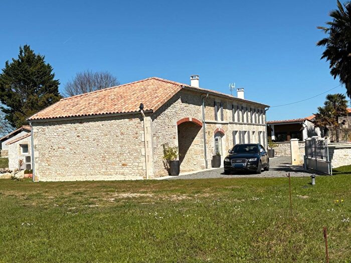 Maison 9 pièces à vendre à Épargnes