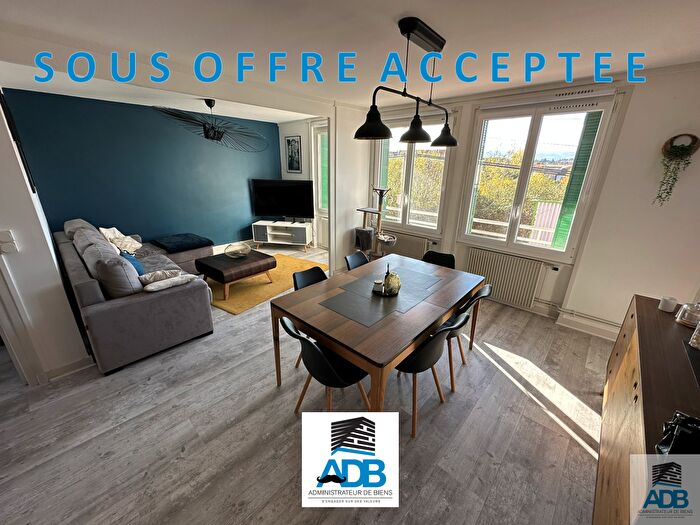 Appartement à vendre - Roanne, Gare - 3 pièces - 2 chambres