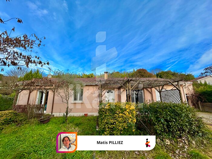 Maison à vendre - Bourg - 5 pièces - 4 chambres