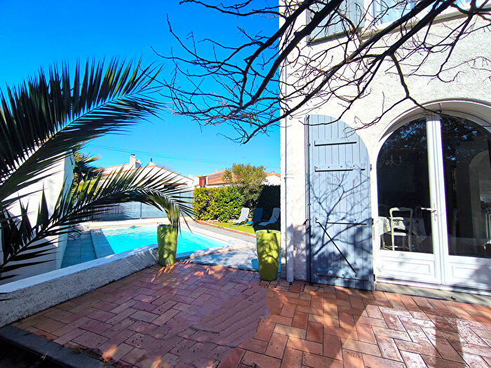 Maison à vendre - Trèbes - 6 pièces - 5 chambres