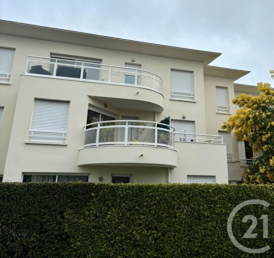 Appartement à louer - Bordeaux, Golf du Bordelais - 2 pièces - 1 chambre