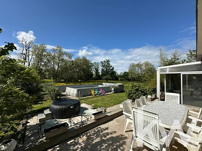 Maison à vendre - Culhat - 8 pièces - 5 chambres