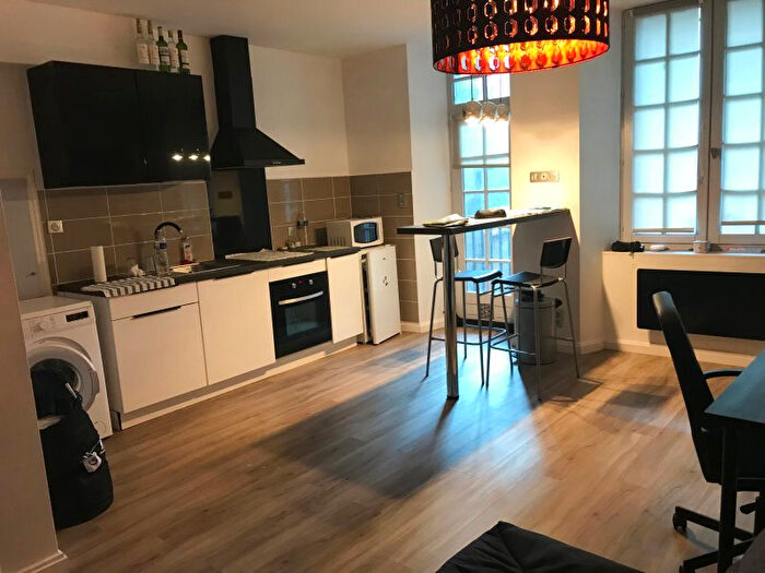 Appartement à louer - Aurillac, Centre-ville - 1 pièce