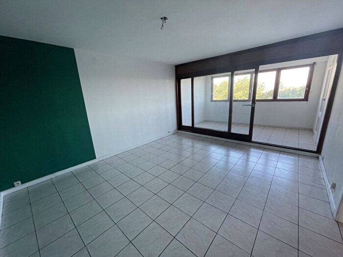 Appartement à louer - Leclerc, Rillieux-la-Pape - 3 pièces - 2 chambres