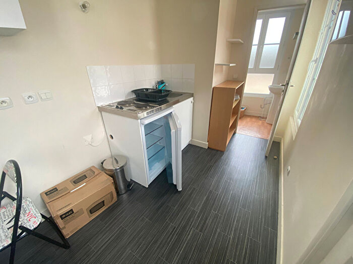 Appartement 1 pièce à louer - Auxerre, Saint-Julien, Saint-Amâtre
