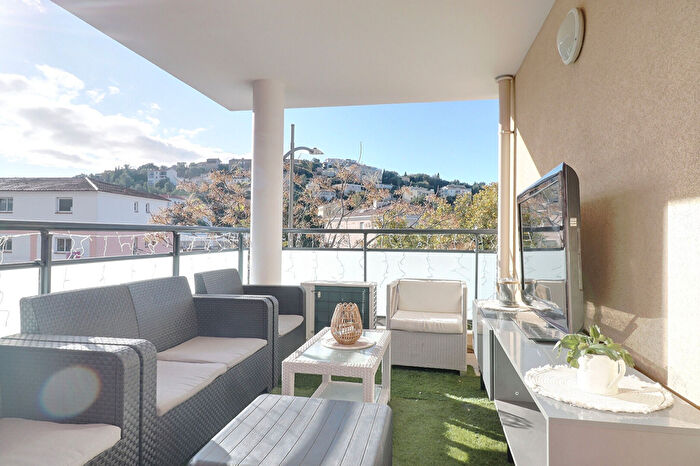 Appartement à vendre - Saint-Raphaël, Les Arênes - 2 pièces - 1 chambre