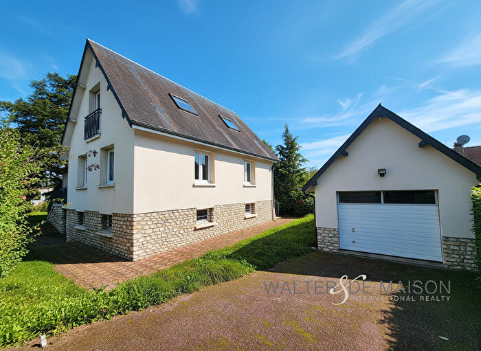Pacy-sur-Eure : Maison 7 pièces à vendre