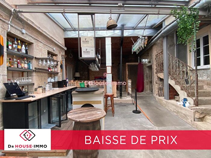 Maison à vendre - Lormes - 10 pièces - 3 chambres