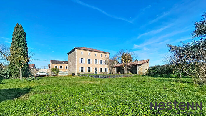 Maison à vendre - Martres-Tolosane - 8 pièces - 5 chambres