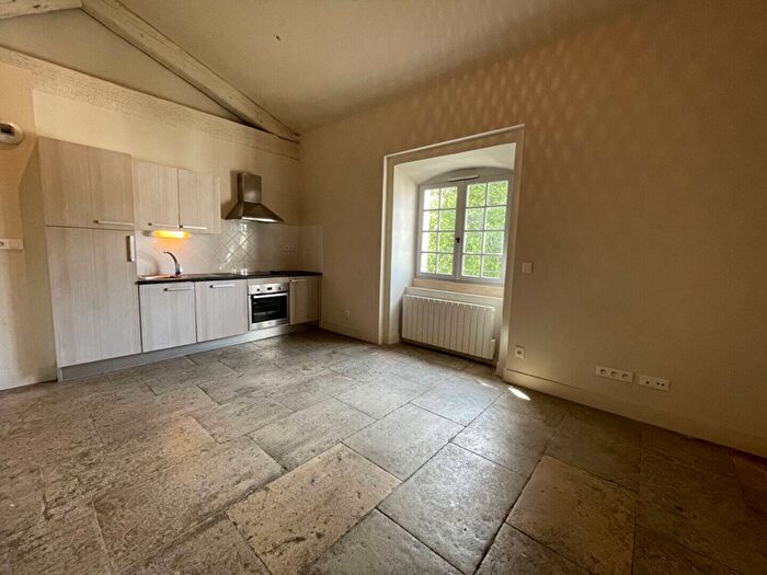 Appartement à louer - Jardins de la Fontaine, Nîmes - 1 pièce