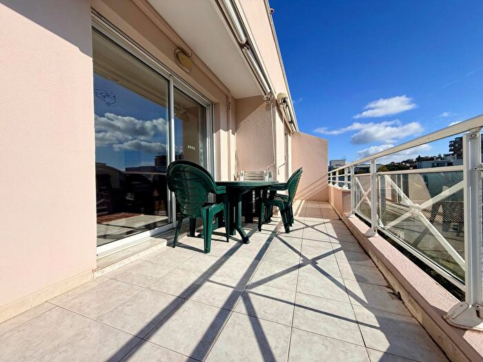 Appartement à vendre - Saint-Raphaël, Valescure, Vaulongue - 3 pièces - 2 chambres