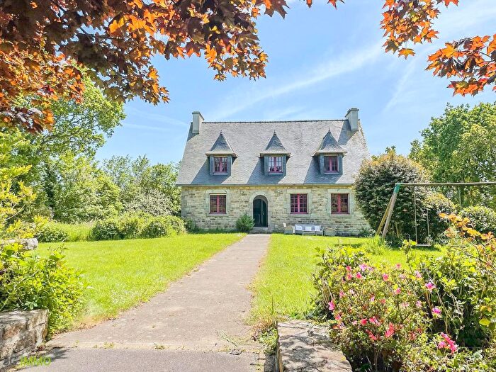 Maison à vendre - Milizac - 6 pièces - 4 chambres