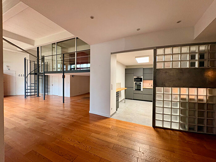 Appartement à vendre - Tours, Centre-ville - 4 pièces - 3 chambres