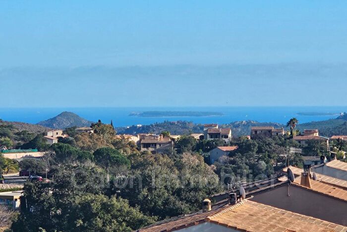 Maison à vendre - Mandelieu-la-Napoule, La Napoule - 5 pièces - 4 chambres