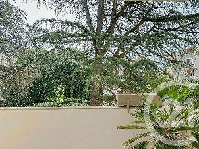 Appartement à vendre - Champagne-au-Mont-dOr - 3 pièces - 2 chambres