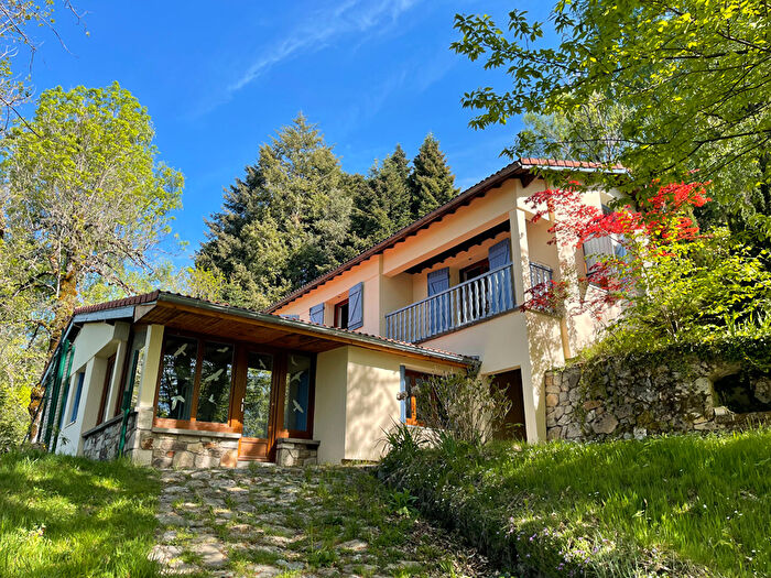 Maison 5 pièces à vendre à Vollore-Ville