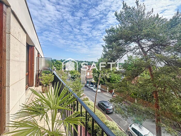 Sèvres, Centre-ville, Cristallerie, Manufacture, Danton : Appartement 3 pièces à vendre