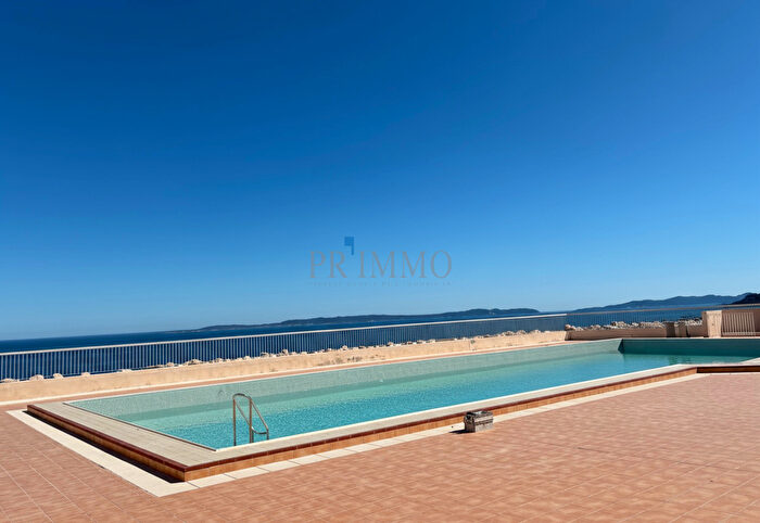Appartement 4 pièces à vendre - Bormes-les-Mimosas, La Favière, Le Gau, Cap-Bénet, Cabasson, Plages