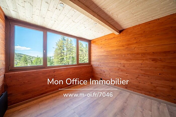 Vars - Appartement 2 pièces à vendre