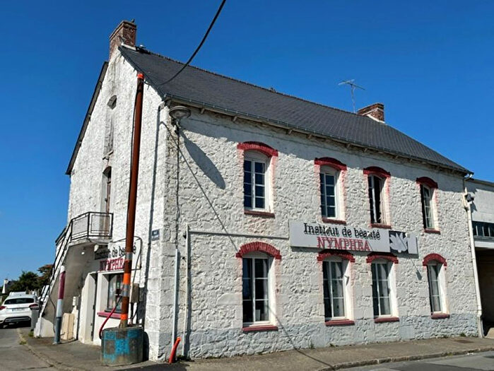 Maison 8 pièces à Broons, à vendre