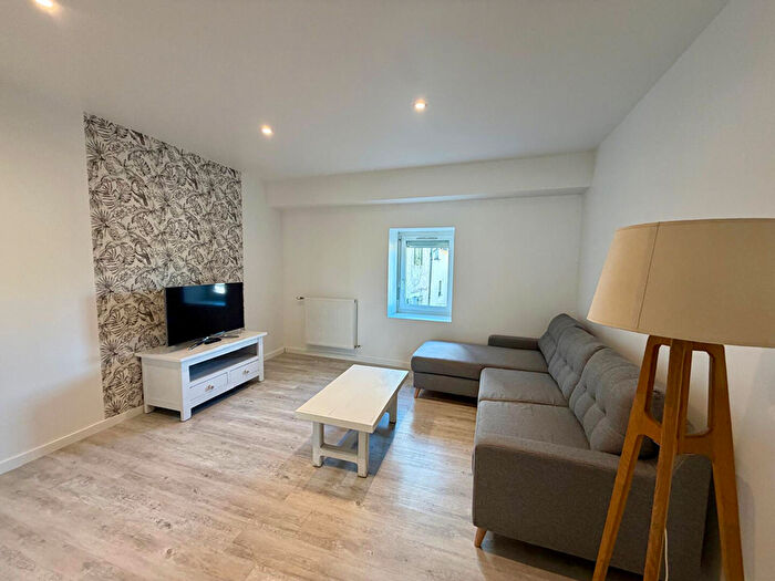 Appartement à louer - Saint-Vit - 2 pièces - 1 chambre