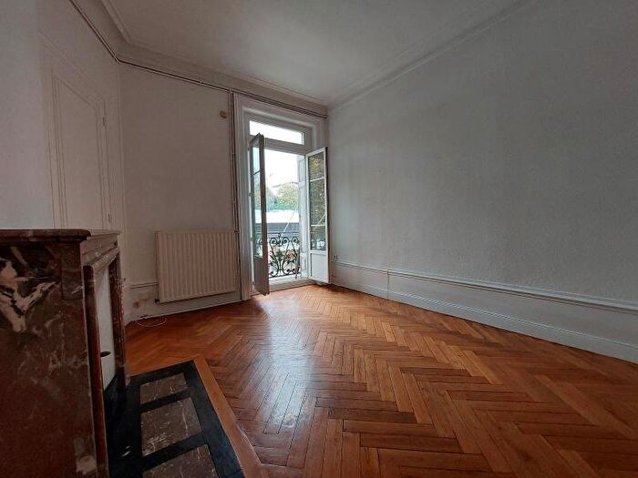 Saint-Étienne, Centre-ville, Peuple, Chavanelle : Appartement 3 pièces à louer