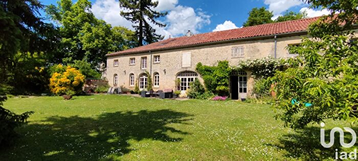 Maison à vendre - Blanzay-sur-Boutonne - 7 pièces - 4 chambres