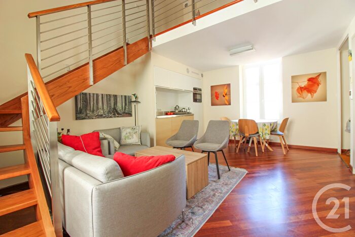 Appartement à vendre - Menton, Hôtel de Ville, Vieille Ville, Musée, Madone, Carnolès - 3 pièces - 2 chambres