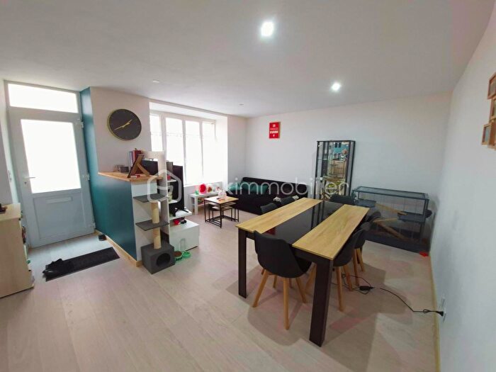 Maison 3 pièces à vendre à Saint-Anthème