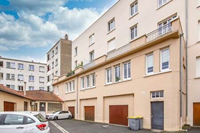 Appartement à louer - LOradou, Clermont-Ferrand - 1 pièce - 2 chambres