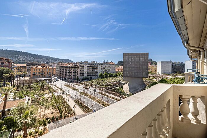 Nice, Cimiez - Appartement 3 pièces à vendre