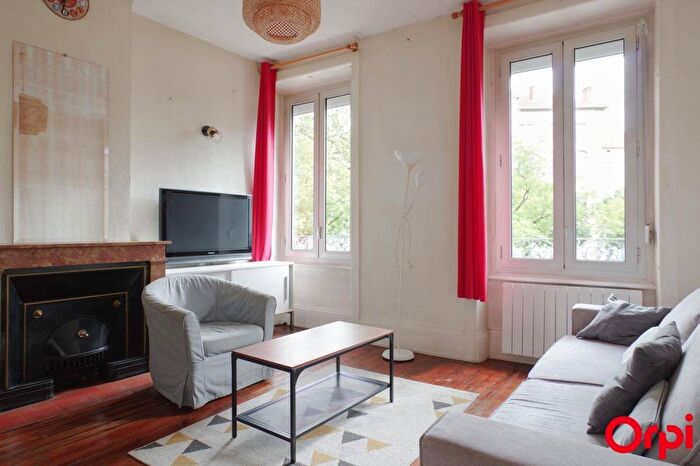 Le Grand Trou, Lyon 8ème arrondissement : Appartement 2 pièces à louer
