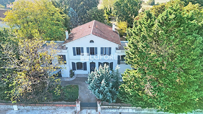 Villeneuve-lès-Bouloc : Maison 7 pièces à vendre