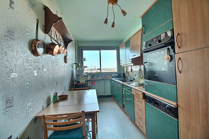 Appartement 4 pièces à Colombes, Fossés Jean Bouvier, à vendre