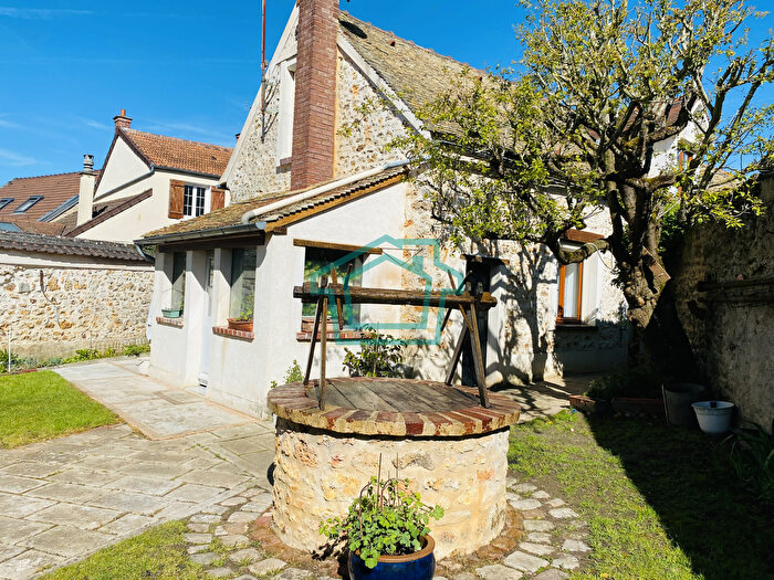 Maison à vendre - Jouars-Pontchartrain - 7 pièces - 4 chambres