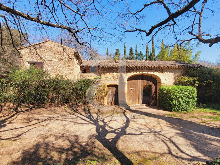 Maison à vendre - Grignan - 8 pièces - 4 chambres