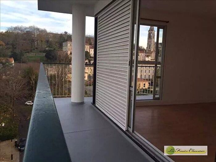 Appartement 3 pièces à louer - Saint Cybard-Houmeau, Angoulême