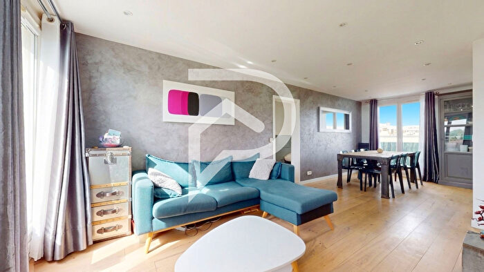Marly-le-Roi, Montval, Côteaux : Appartement 4 pièces à vendre