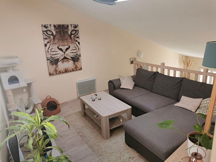 Appartement 2 pièces à louer - Estézargues