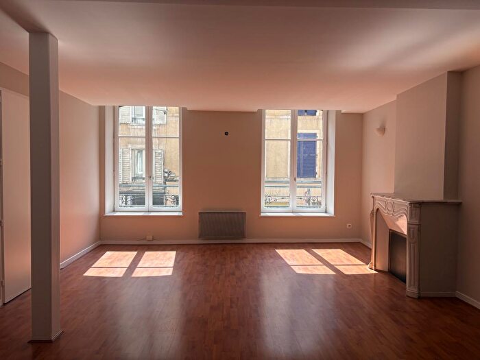 Nancy, Centre-ville, Charles III : Appartement 3 pièces à louer