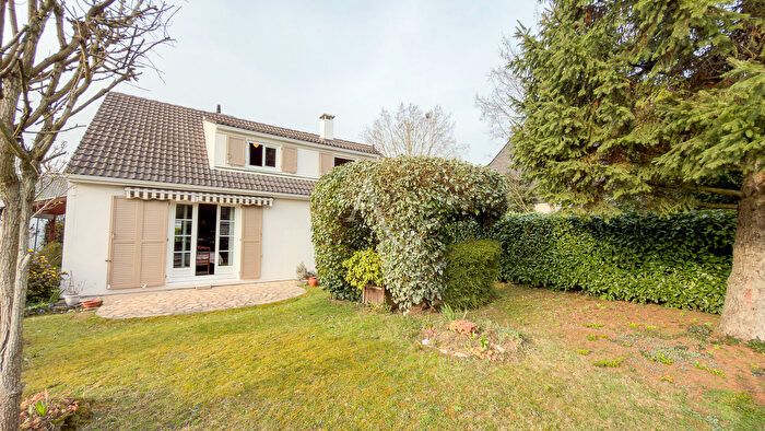 Maison à vendre - Montgeron, La Forêt - 8 pièces - 5 chambres