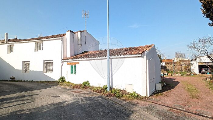 Maison à vendre - Nieulle-sur-Seudre - 10 pièces - 5 chambres