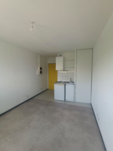 Appartement 1 pièce à louer à Quartiers Nord-Est, Les Longs Champs