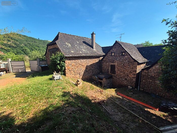 Maison 6 pièces à vendre à Compolibat
